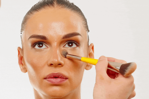 Multi-Use Makeup with a Dual-Ended Brush – Bdellium Tools